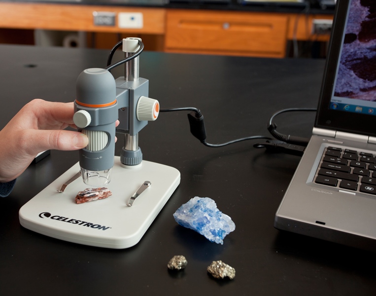 Celestron Handheld Digital Microscope Pro - Distributor Resmi Teleskop ...
